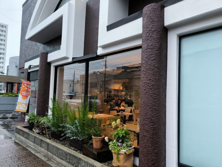 オープンした【cola de gato コラ デ ガト】でディナーを楽しむ！